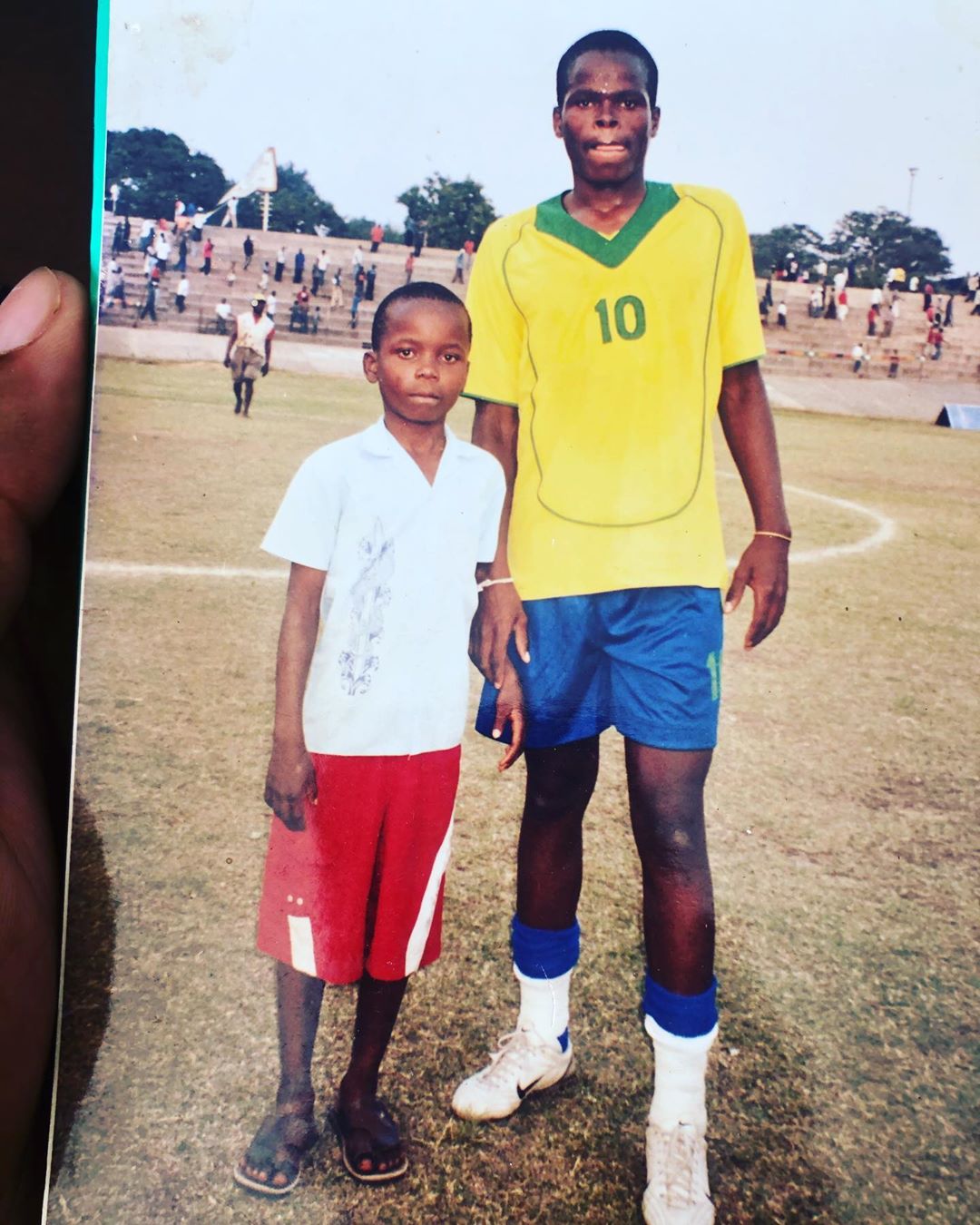 Willard Katsande Biography, Age, Stats, Net Worth, Cars, Houses,Dressing
