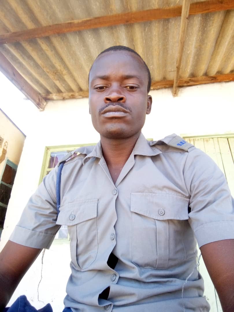 Video of ZRP officer se.x tape in a car make rounds on social media ...