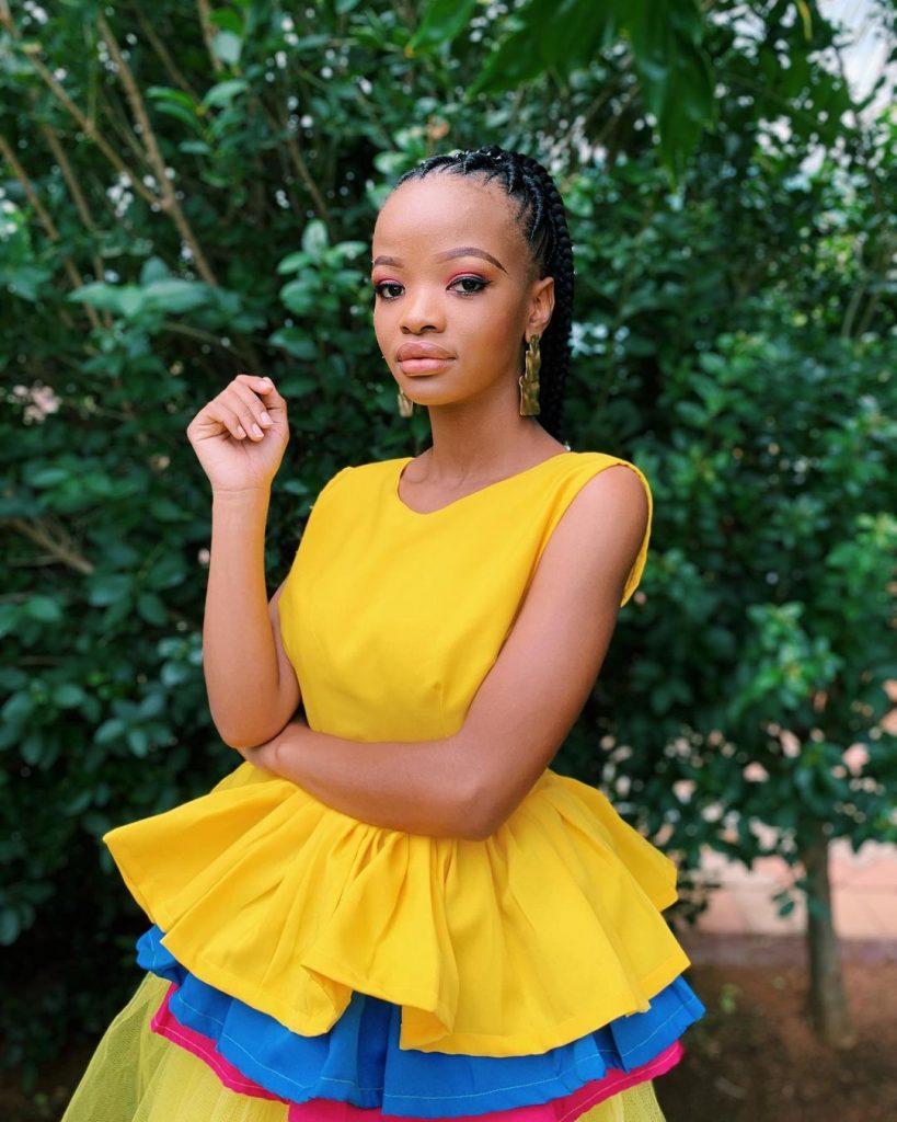Botlhale Boikanyo Biography: Age, Career, Boyfriend, Net Worth, Cars
