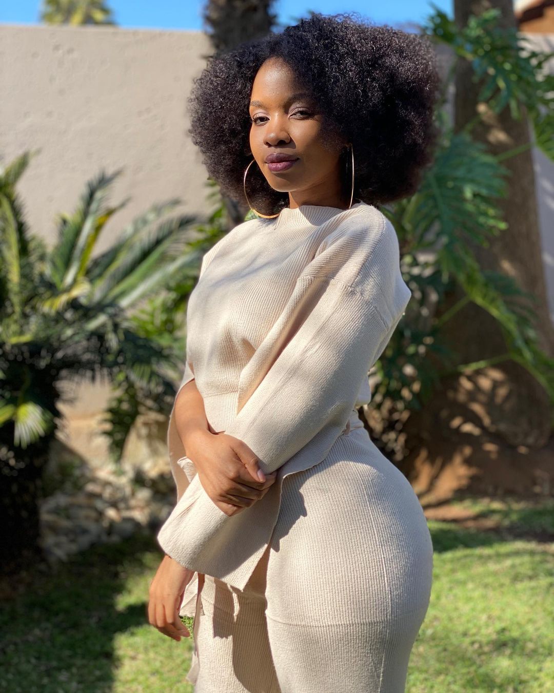 Dintle from Scandal! Interesting facts about Mapaseka Koetle