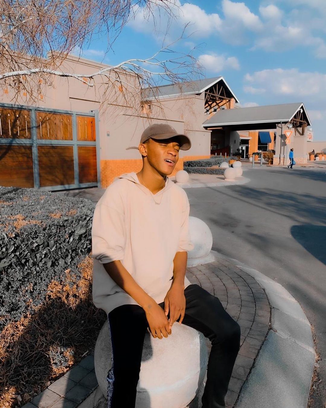 Sicelo Buthelezi Biography: Age, Girlfriend, Gomora, Awards, Net worth