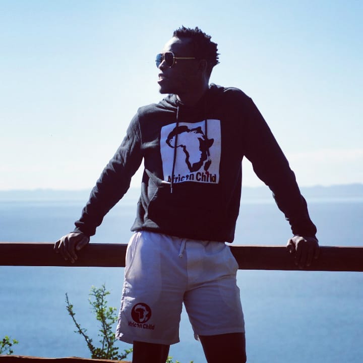 Mthandeni Mbambo Biography: Age, Career, Theatre, TV Roles, Net Worth