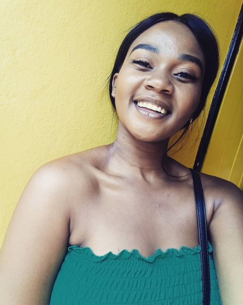 Omphemetse Tolo Biography, Age, Pictures, Isono, Boyfriend, Net worth
