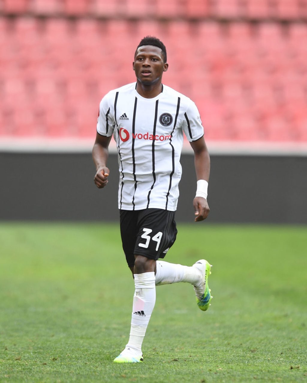 Thabiso Monyane Biography, Age, Career, Fashion, Car, Net Worth