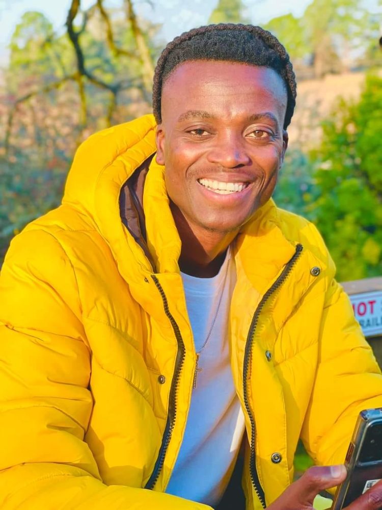 Watch: King Monada constructs a swimming pool for his R5 million ...