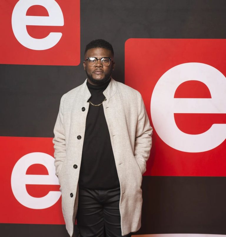 Motlatsi Mafatshe Biography: Age, Career, Wife, Awards, Net Worth