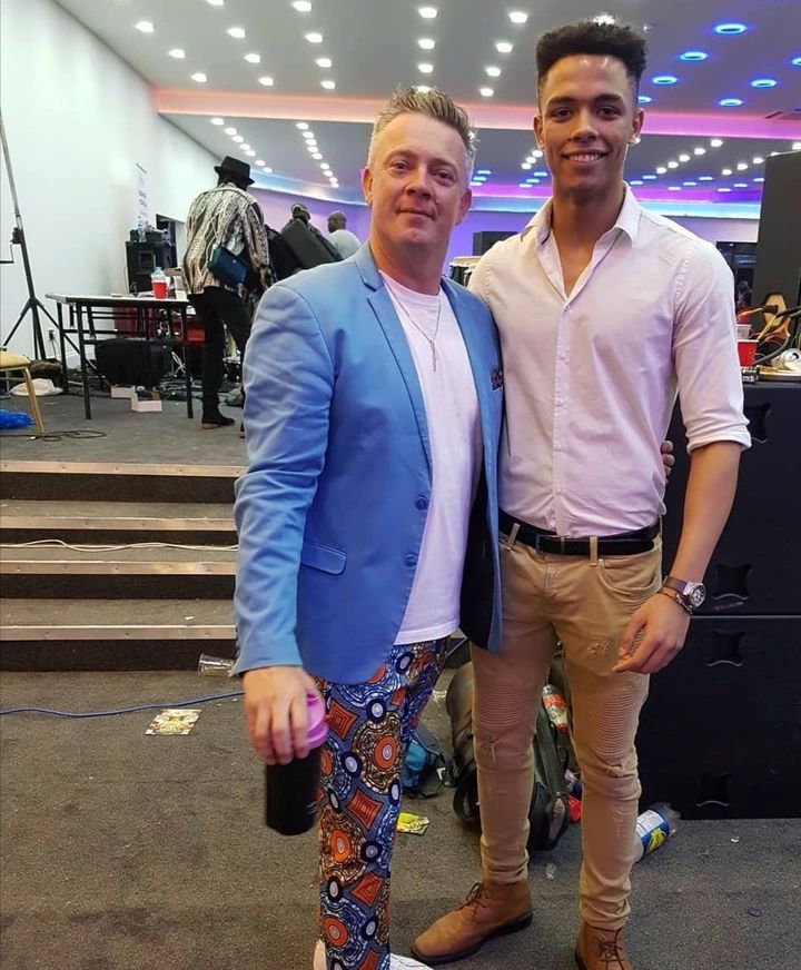 Who is Kuli Roberts' husband? Check out the pictures